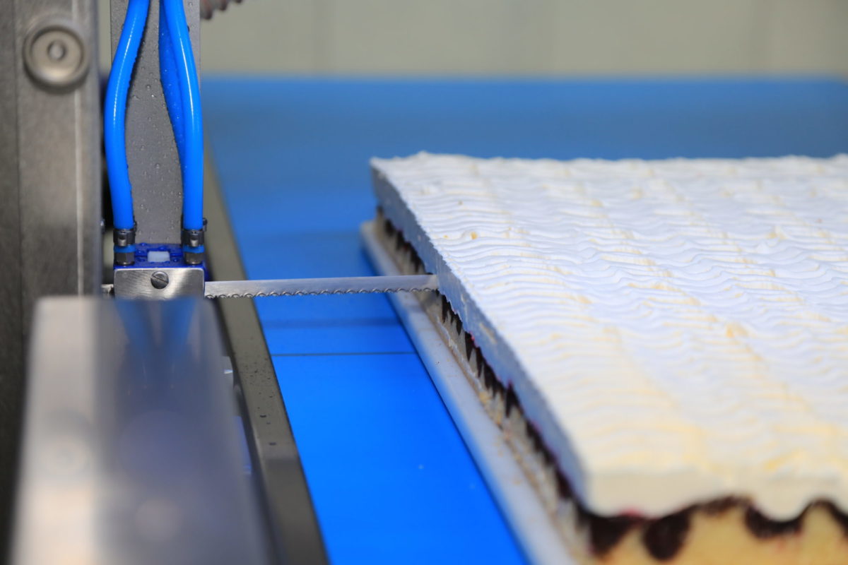 TKSM 600 Multi - cake and confectionery cutting machine - KRUMBEIN ...